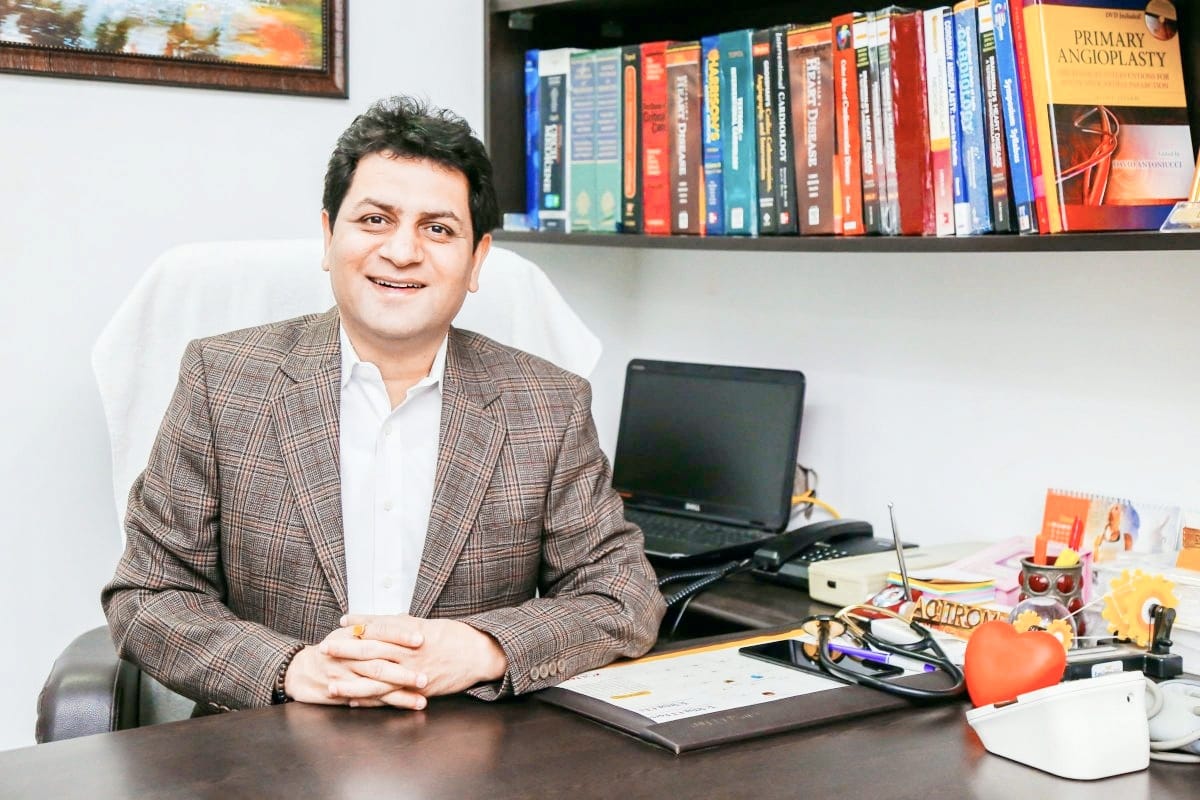 interventional cardiologist in Mumbai -Dr. Ravi Gupta